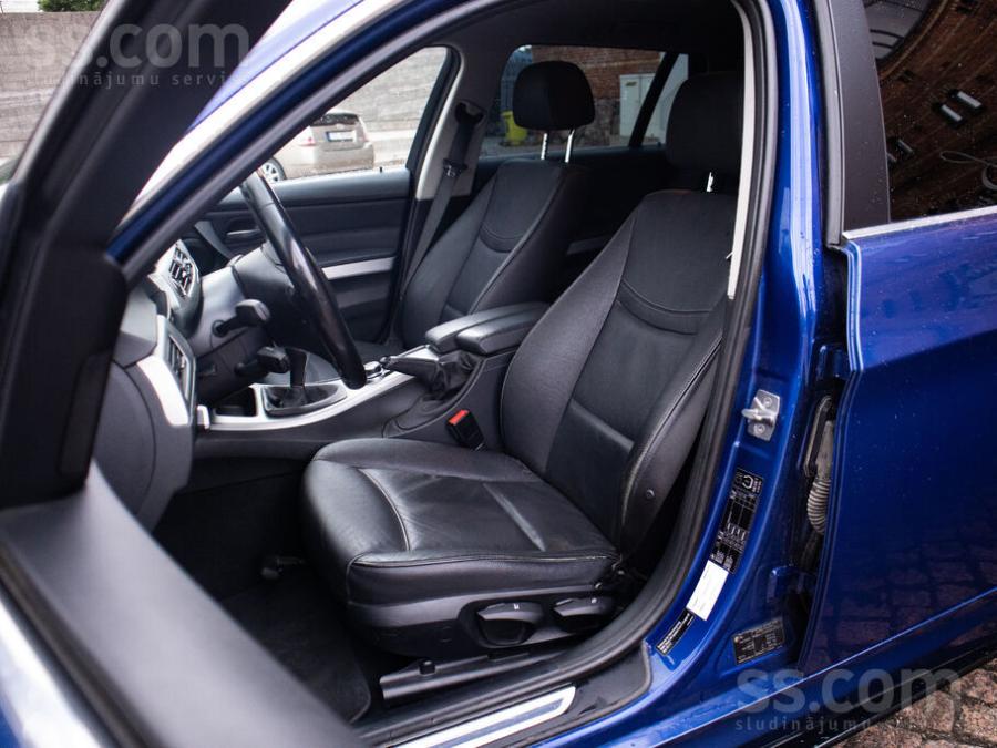 Blue BMW 320 2010 in Liepaja, with an engine capacity of 2.00 L and mileage of 324 thousand km for 5950 €, photo 19 on AUTOMOTO.COM.LV