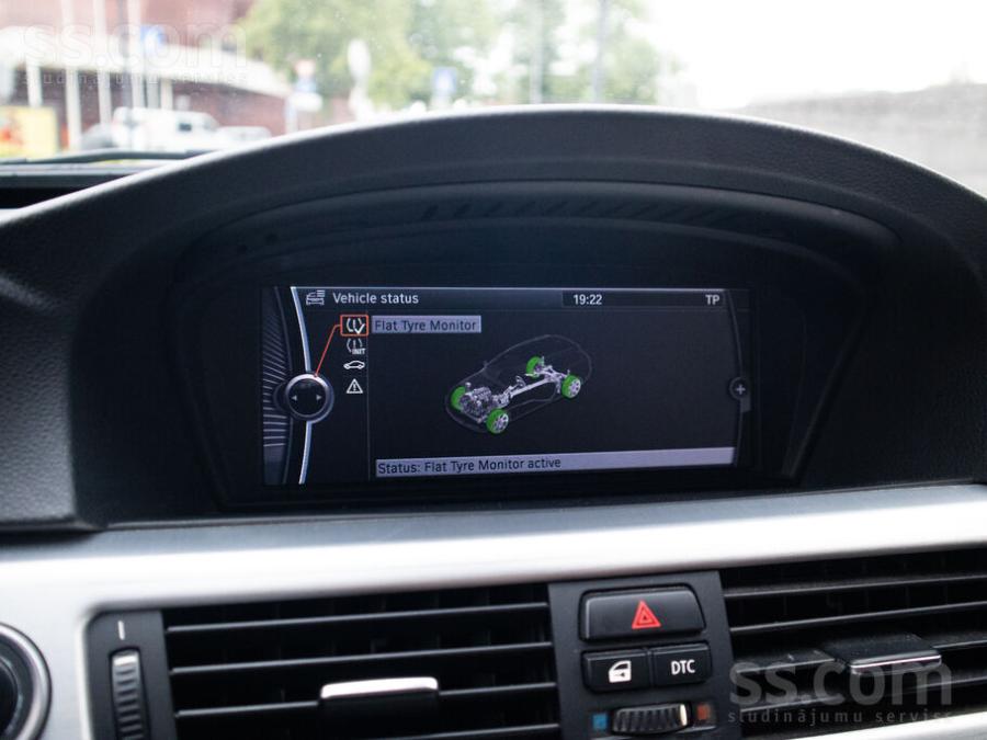 Blue BMW 320 2010 in Liepaja, with an engine capacity of 2.00 L and mileage of 324 thousand km for 5950 €, photo 26 on AUTOMOTO.COM.LV