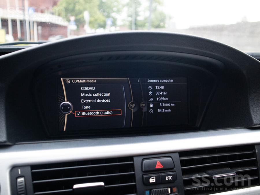 Blue BMW 320 2010 in Liepaja, with an engine capacity of 2.00 L and mileage of 324 thousand km for 5950 €, photo 29 on AUTOMOTO.COM.LV