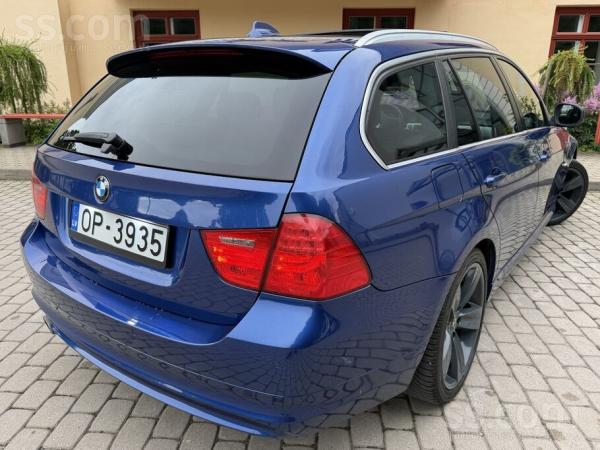 Zils BMW 320 2010 Rīga, ar dzinēja tilpumu 2.00 L un nobraukumu 264 tūkst. km par 5590 €, foto 6 vietnē AUTOMOTO.COM.LV