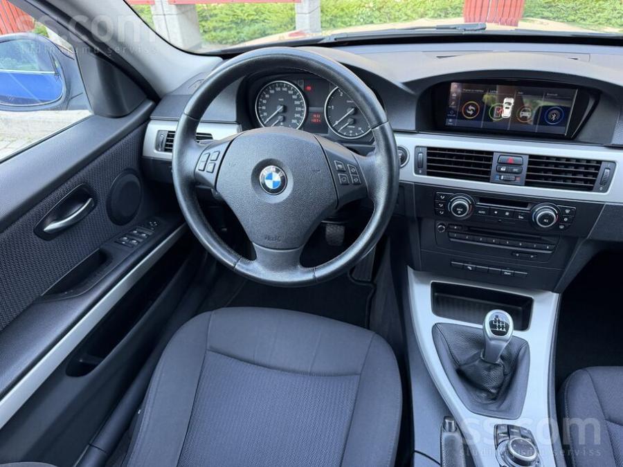 Zils BMW 320 2010 Rīga, ar dzinēja tilpumu 2.00 L un nobraukumu 264 tūkst. km par 5590 €, foto 23 vietnē AUTOMOTO.COM.LV