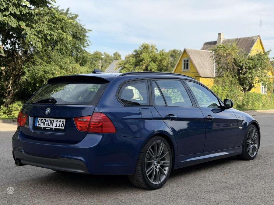 Blue BMW 320 2010 in Rokiskis, with an engine capacity of 2.00 L and mileage of 370 thousand km for 4750 €, photo 9 on AUTOMOTO.COM.LV