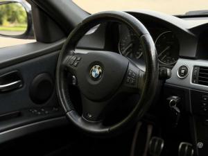 Blue BMW 320 2010 in Rokiskis, with an engine capacity of 2.00 L and mileage of 370 thousand km for 4750 €, photo 27 on AUTOMOTO.COM.LV