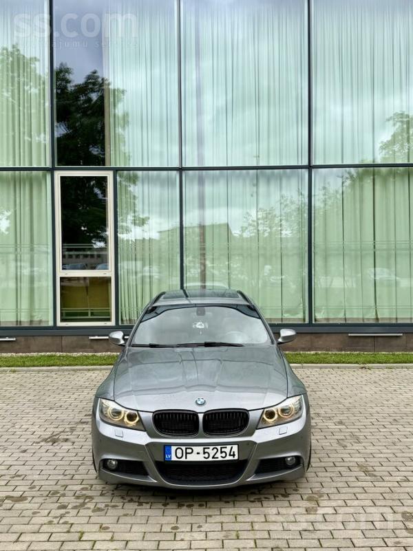 Blue BMW 320 2010 in Balvi, with an engine capacity of 2.00 L and mileage of 267 thousand km for 7699 €, photo 3 on AUTOMOTO.COM.LV