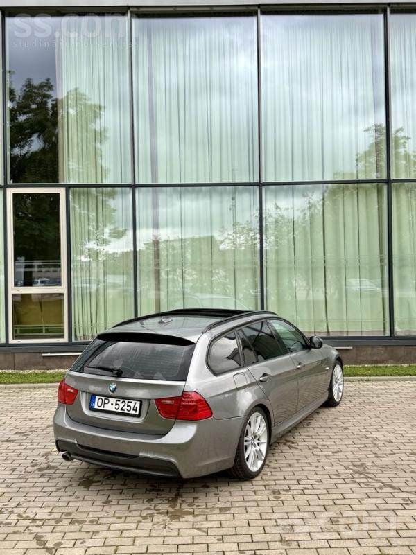 Blue BMW 320 2010 in Balvi, with an engine capacity of 2.00 L and mileage of 267 thousand km for 7699 €, photo 5 on AUTOMOTO.COM.LV