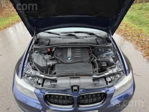 Blue BMW 320 2011 in Valmiera, with an engine capacity of 2.00 L and mileage of 284 thousand km for 5687 €, photo 9 on AUTOMOTO.COM.LV