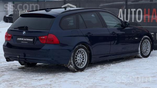 Blue BMW 320 2011 in Liepaja, with an engine capacity of 2.00 L and mileage of 359 thousand km for 5950 €, photo 4 on AUTOMOTO.COM.LV