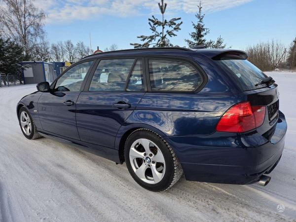Zils BMW 320 2011 Vilkaviškis, ar dzinēja tilpumu 2.00 L un nobraukumu 325 tūkst. km par 3499 €, foto 10 vietnē AUTOMOTO.COM.LV