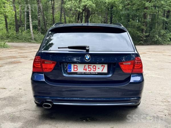 Blue BMW 320 2011 in Riga, with an engine capacity of 2.00 L and mileage of 223 thousand km for 6300 €, photo 4 on AUTOMOTO.COM.LV