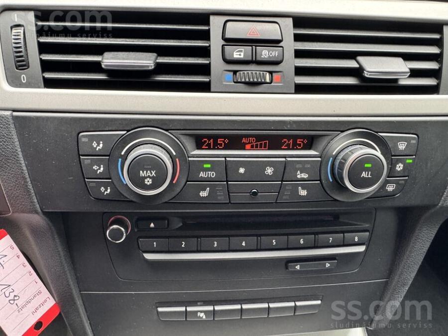 Zils BMW 320 2011 Rīga, ar dzinēja tilpumu 2.00 L un nobraukumu 223 tūkst. km par 6300 €, foto 22 vietnē AUTOMOTO.COM.LV