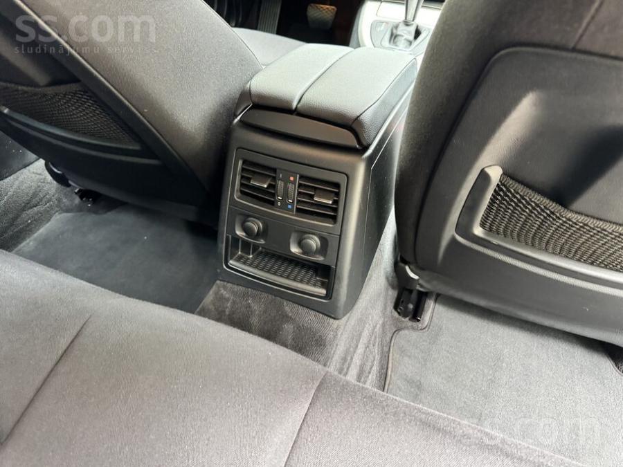 Zils BMW 320 2011 Rīga, ar dzinēja tilpumu 2.00 L un nobraukumu 223 tūkst. km par 6300 €, foto 29 vietnē AUTOMOTO.COM.LV