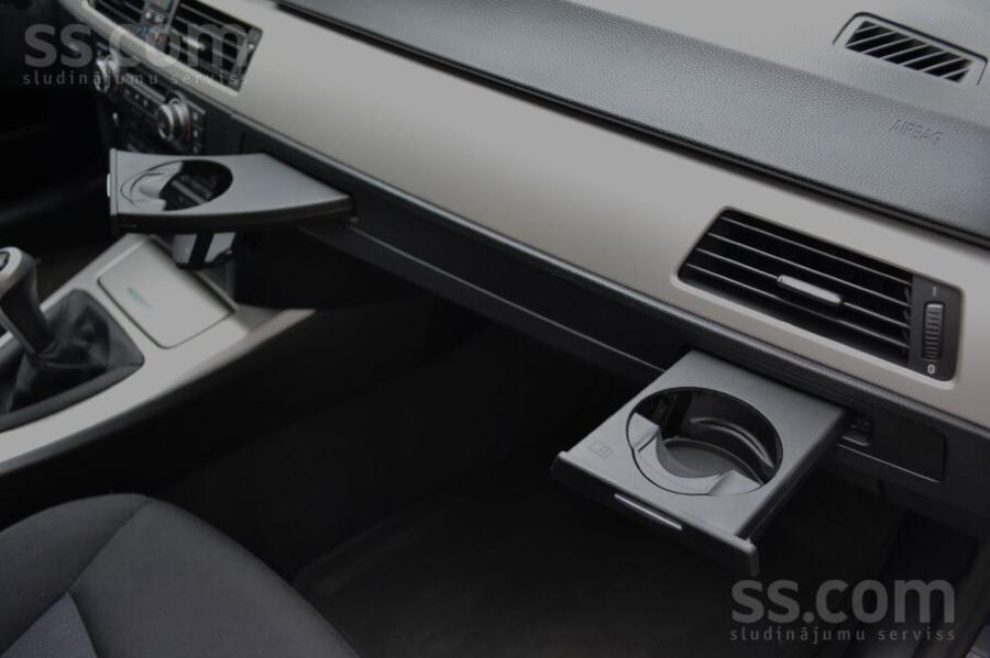 Zils BMW 320 2011 Jelgava, ar dzinēja tilpumu 2.00 L un nobraukumu 0 tūkst. km par 4490 €, foto 20 vietnē AUTOMOTO.COM.LV