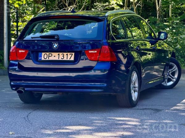 Blue BMW 320 2011 in Riga, with an engine capacity of 2.00 L and mileage of 270 thousand km for 4170 €, photo 4 on AUTOMOTO.COM.LV