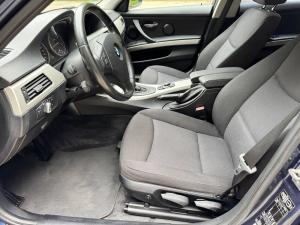 Blue BMW 320 2011 in Riga, with an engine capacity of 2.00 L and mileage of 223 thousand km for 5950 €, photo 17 on AUTOMOTO.COM.LV