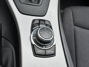 Blue BMW 320 2011 in Riga, with an engine capacity of 2.00 L and mileage of 223 thousand km for 5950 €, photo 25 on AUTOMOTO.COM.LV