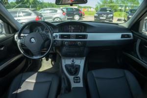 Zils BMW 320 2011 Liepāja, ar dzinēja tilpumu 2.00 L un nobraukumu 331 tūkst. km par 5950 €, foto 8 vietnē AUTOMOTO.COM.LV