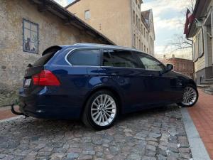 Zils BMW 320 2011 Cēsis, ar dzinēja tilpumu 2.00 L un nobraukumu 271 tūkst. km par 5990 €, foto 7 vietnē AUTOMOTO.COM.LV
