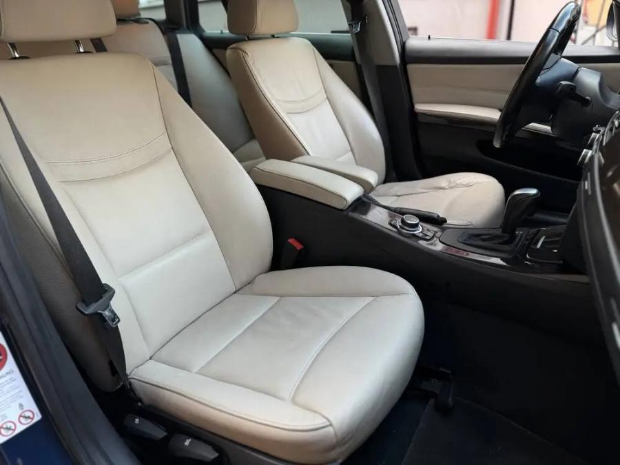 Zils BMW 320 2011 Cēsis, ar dzinēja tilpumu 2.00 L un nobraukumu 271 tūkst. km par 5990 €, foto 13 vietnē AUTOMOTO.COM.LV