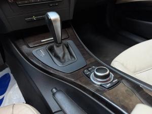 Zils BMW 320 2011 Cēsis, ar dzinēja tilpumu 2.00 L un nobraukumu 271 tūkst. km par 5990 €, foto 19 vietnē AUTOMOTO.COM.LV