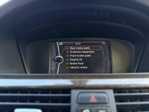 Zils BMW 320 2011 Cēsis, ar dzinēja tilpumu 2.00 L un nobraukumu 271 tūkst. km par 5990 €, foto 36 vietnē AUTOMOTO.COM.LV