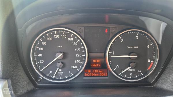 Zils BMW 320 2011 Marijampole, ar dzinēja tilpumu 2.00 L un nobraukumu 363 tūkst. km par 4200 €, foto 5 vietnē AUTOMOTO.COM.LV