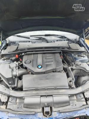 Zils BMW 320 2011 Kupiškis, ar dzinēja tilpumu 2.00 L un nobraukumu 269 tūkst. km par 4400 €, foto 20 vietnē AUTOMOTO.COM.LV