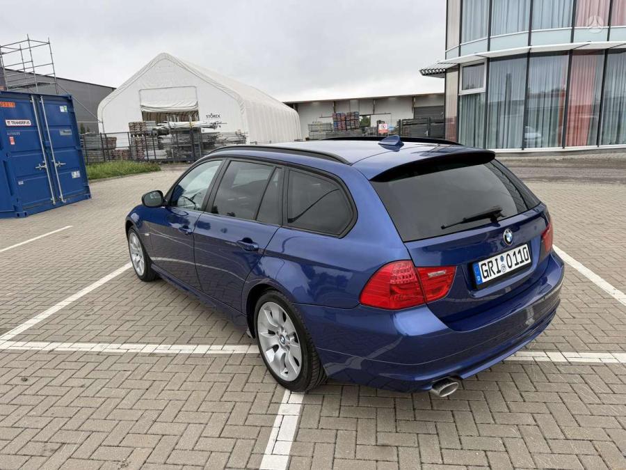 Zils BMW 320 2011 Panevēža, ar dzinēja tilpumu 2.00 L un nobraukumu 272 tūkst. km par 4650 €, foto 9 vietnē AUTOMOTO.COM.LV