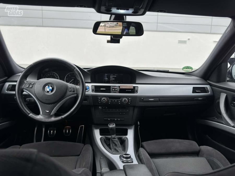 Blue BMW 320 2012 in Kaunas, with an engine capacity of 2.00 L and mileage of 325 thousand km for 5900 €, photo 9 on AUTOMOTO.COM.LV