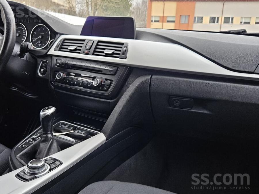 Blue BMW 320 2012 in Jekabpils, with an engine capacity of 2.00 L and mileage of 241 thousand km for 7390 €, photo 24 on AUTOMOTO.COM.LV