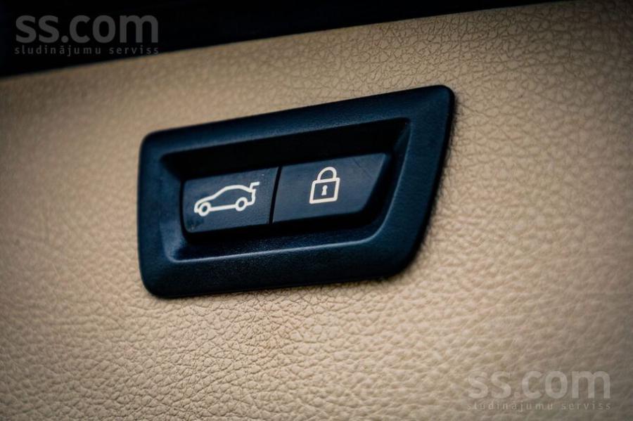 Blue BMW 320 2012 in Riga, with an engine capacity of 2.00 L and mileage of 289 thousand km for 9990 €, photo 13 on AUTOMOTO.COM.LV