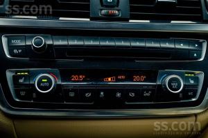 Blue BMW 320 2012 in Riga, with an engine capacity of 2.00 L and mileage of 289 thousand km for 9990 €, photo 21 on AUTOMOTO.COM.LV