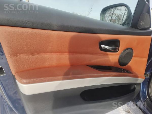 Blue BMW 320 2012 in Cesis, with an engine capacity of 2.00 L and mileage of 275 thousand km for 5950 €, photo 5 on AUTOMOTO.COM.LV