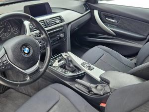 Zils BMW 320 2012 Jēkabpils, ar dzinēja tilpumu 2.00 L un nobraukumu 241 tūkst. km par 7390 €, foto 14 vietnē AUTOMOTO.COM.LV