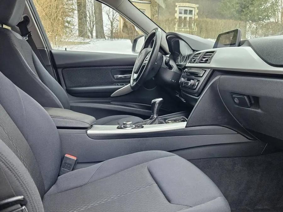 Zils BMW 320 2012 Jēkabpils, ar dzinēja tilpumu 2.00 L un nobraukumu 241 tūkst. km par 7390 €, foto 25 vietnē AUTOMOTO.COM.LV