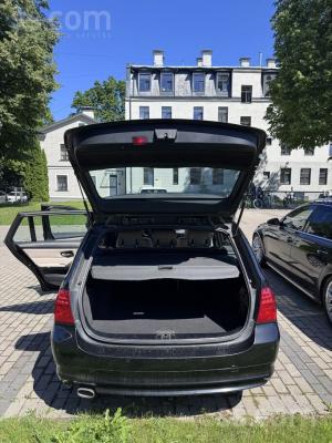Blue BMW 320 2012 in Riga, with an engine capacity of 2.00 L and mileage of 343 thousand km for 3900 €, photo 6 on AUTOMOTO.COM.LV