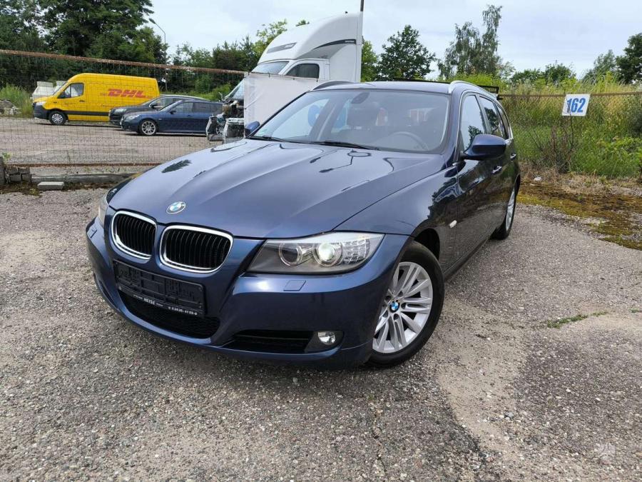 Blue BMW 320 2012 in Alytus, with an engine capacity of 2.00 L and mileage of 334 thousand km for 4850 €, photo 3 on AUTOMOTO.COM.LV
