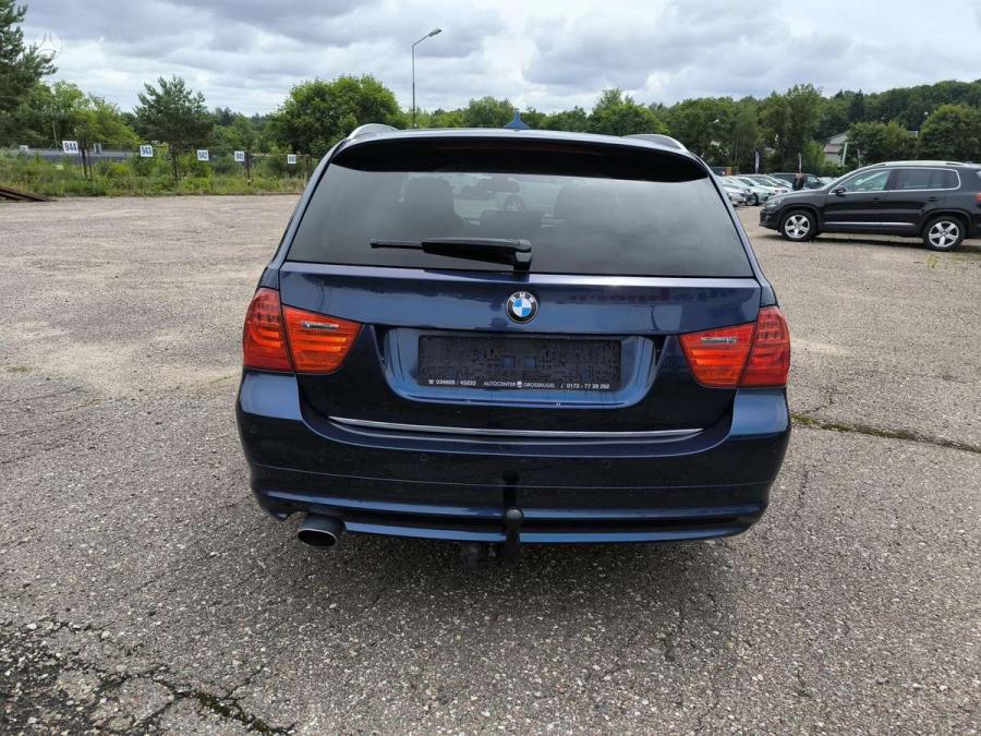 Blue BMW 320 2012 in Alytus, with an engine capacity of 2.00 L and mileage of 334 thousand km for 4850 €, photo 9 on AUTOMOTO.COM.LV