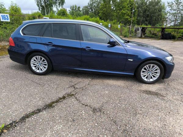 Blue BMW 320 2012 in Alytus, with an engine capacity of 2.00 L and mileage of 334 thousand km for 4850 €, photo 9 on AUTOMOTO.COM.LV