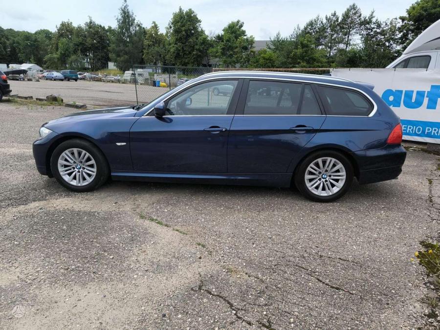 Blue BMW 320 2012 in Alytus, with an engine capacity of 2.00 L and mileage of 334 thousand km for 4850 €, photo 11 on AUTOMOTO.COM.LV