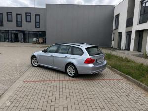 Синий БМВ 320 2012 в Вильнюс, объемом двигателя 2.00 л и пробегом 298 тыс. км за 3900 €, фото 5 на AUTOMOTO.COM.LV