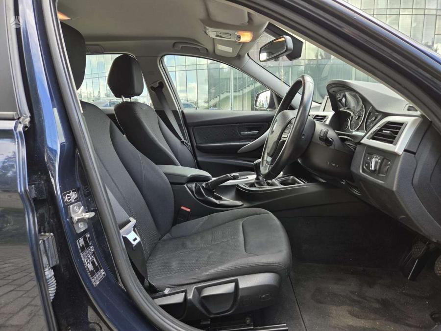 Blue BMW 320 2012 in Siauliai, with an engine capacity of 2.00 L and mileage of 192 thousand km for 2700 €, photo 14 on AUTOMOTO.COM.LV