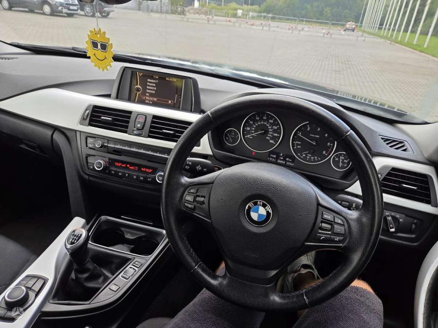 Blue BMW 320 2012 in Siauliai, with an engine capacity of 2.00 L and mileage of 192 thousand km for 2700 €, photo 16 on AUTOMOTO.COM.LV