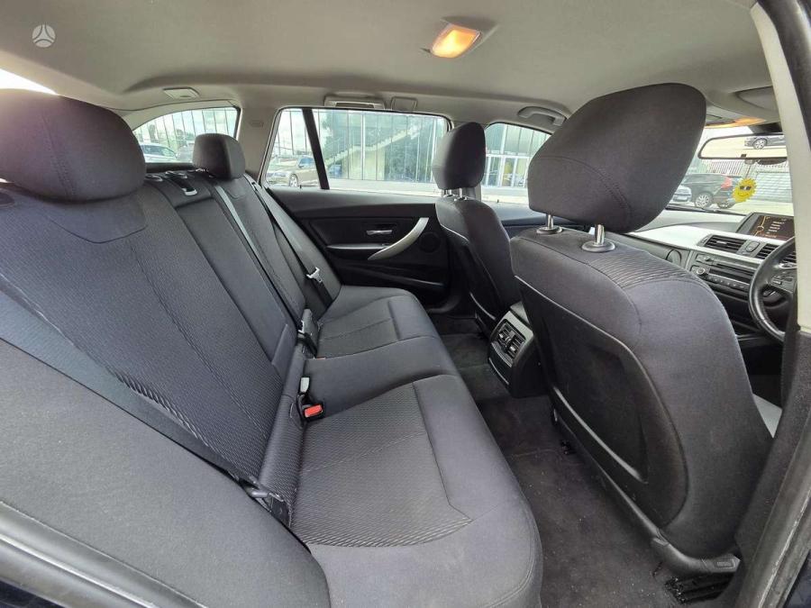 Blue BMW 320 2012 in Siauliai, with an engine capacity of 2.00 L and mileage of 192 thousand km for 2700 €, photo 18 on AUTOMOTO.COM.LV