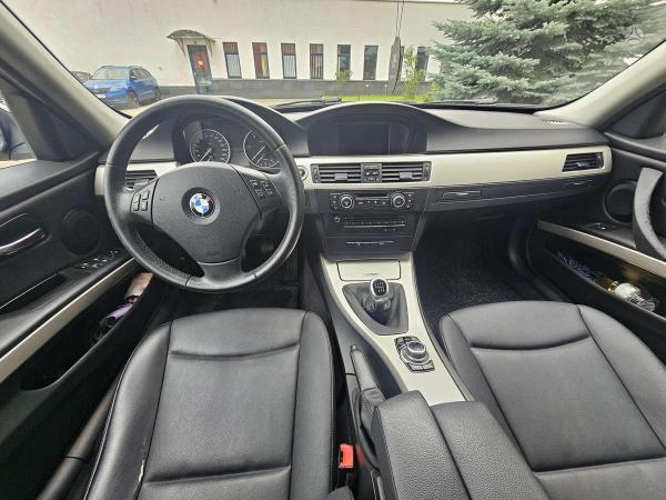 Zils BMW 320 2012 Viļņa, ar dzinēja tilpumu 2.00 L un nobraukumu 206 tūkst. km par 5000 €, foto 10 vietnē AUTOMOTO.COM.LV