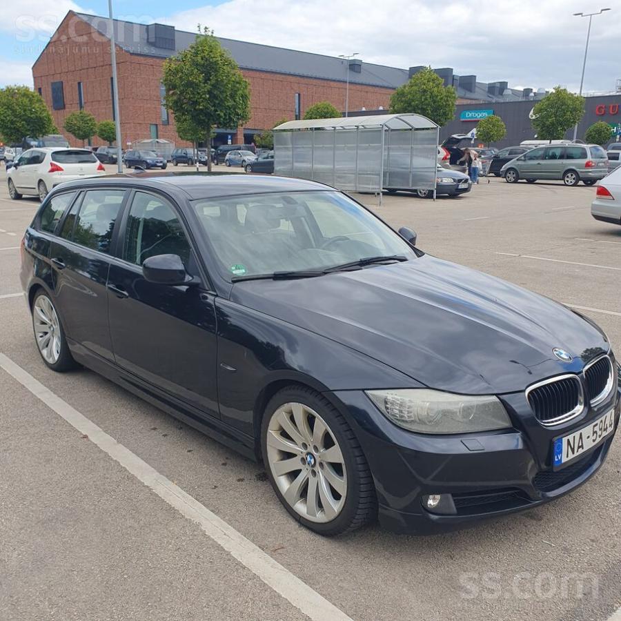 Blue BMW 320 2012 in Riga, with an engine capacity of 2.00 L and mileage of 352 thousand km for 4100 €, photo 6 on AUTOMOTO.COM.LV