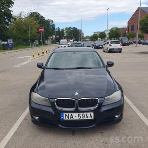 Blue BMW 320 2012 in Riga, with an engine capacity of 2.00 L and mileage of 352 thousand km for 4100 €, photo 7 on AUTOMOTO.COM.LV