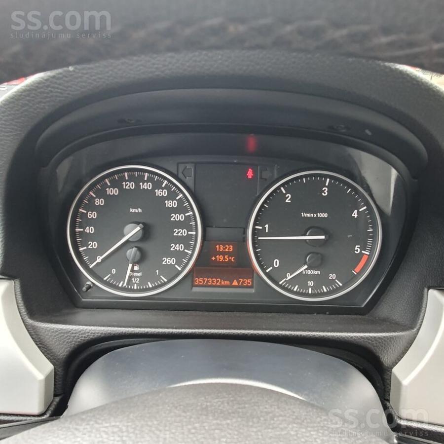 Blue BMW 320 2012 in Riga, with an engine capacity of 2.00 L and mileage of 352 thousand km for 4100 €, photo 9 on AUTOMOTO.COM.LV