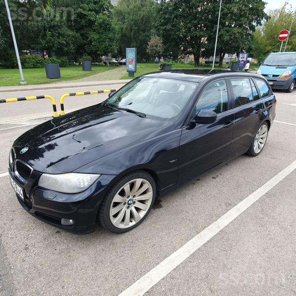 Blue BMW 320 2012 in Riga, with an engine capacity of 2.00 L and mileage of 352 thousand km for 4100 €, photo 1 on AUTOMOTO.COM.LV