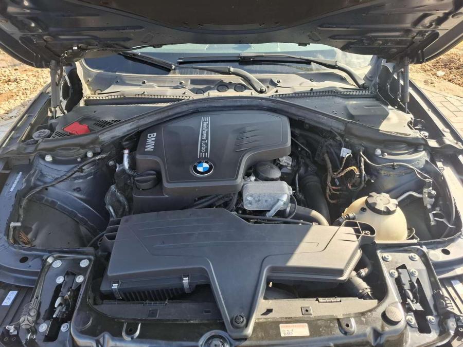 Zils BMW 320 2013 Viļņa, ar dzinēja tilpumu 2.00 L un nobraukumu 310 tūkst. km par 5999 €, foto 18 vietnē AUTOMOTO.COM.LV