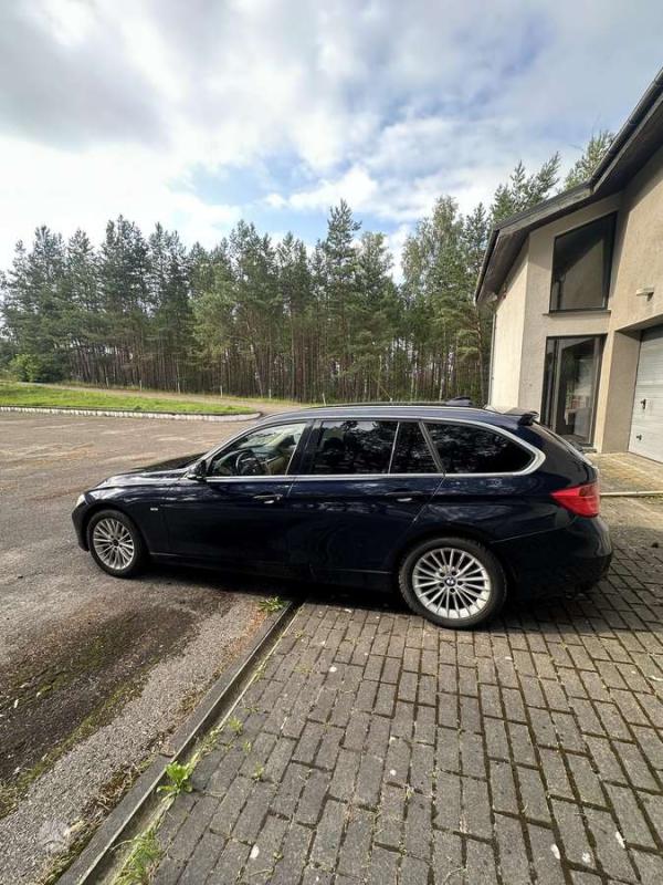 Blue BMW 320 2013 in Vilnius, with an engine capacity of 2.00 L and mileage of 267 thousand km for 7200 €, photo 10 on AUTOMOTO.COM.LV
